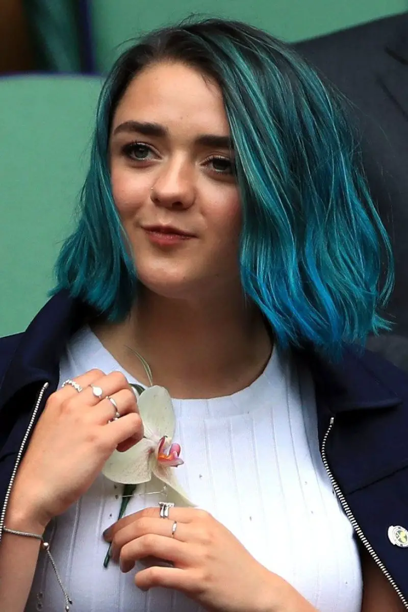 Los Mejores Looks de Cabello Azul Turquesa - ChibiChai