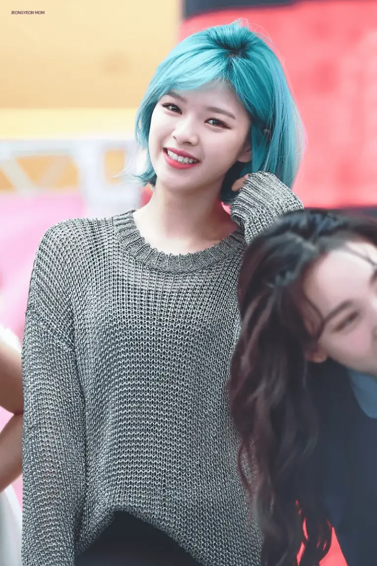 Los Mejores Looks de Cabello Azul Turquesa - ChibiChai